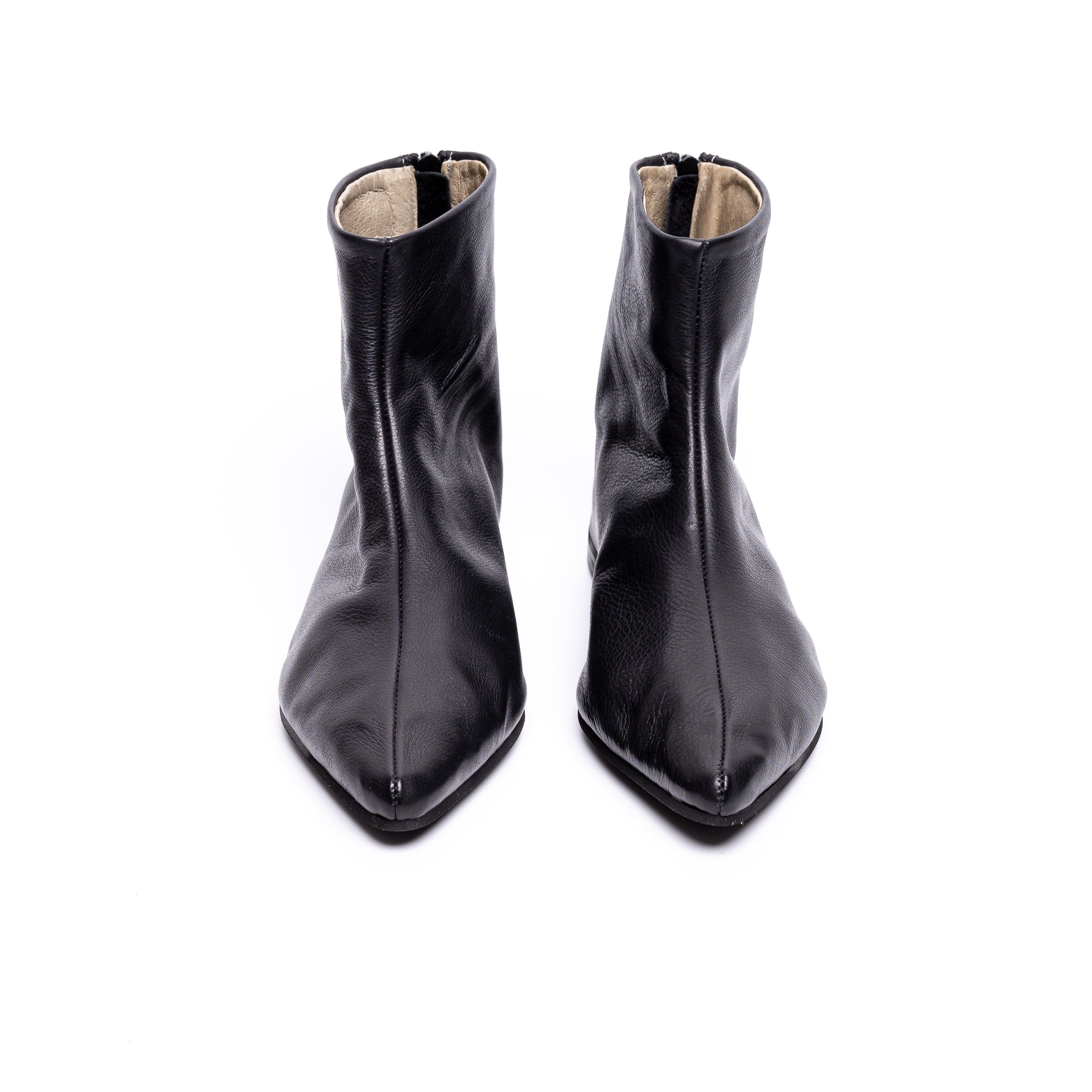 נעליים קלועות אימום מרובע ורוכסן אחורי דגם GG 130 – Gartenbank handmade